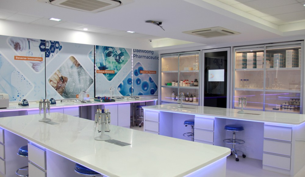 Distributor Alat Laboratorium Jakarta - Produsen Furniture Laboratorium